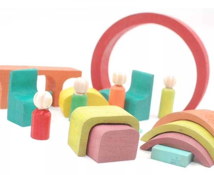 Casa Montable Muñecos Madera Peg Dolls – Tienda Raíces